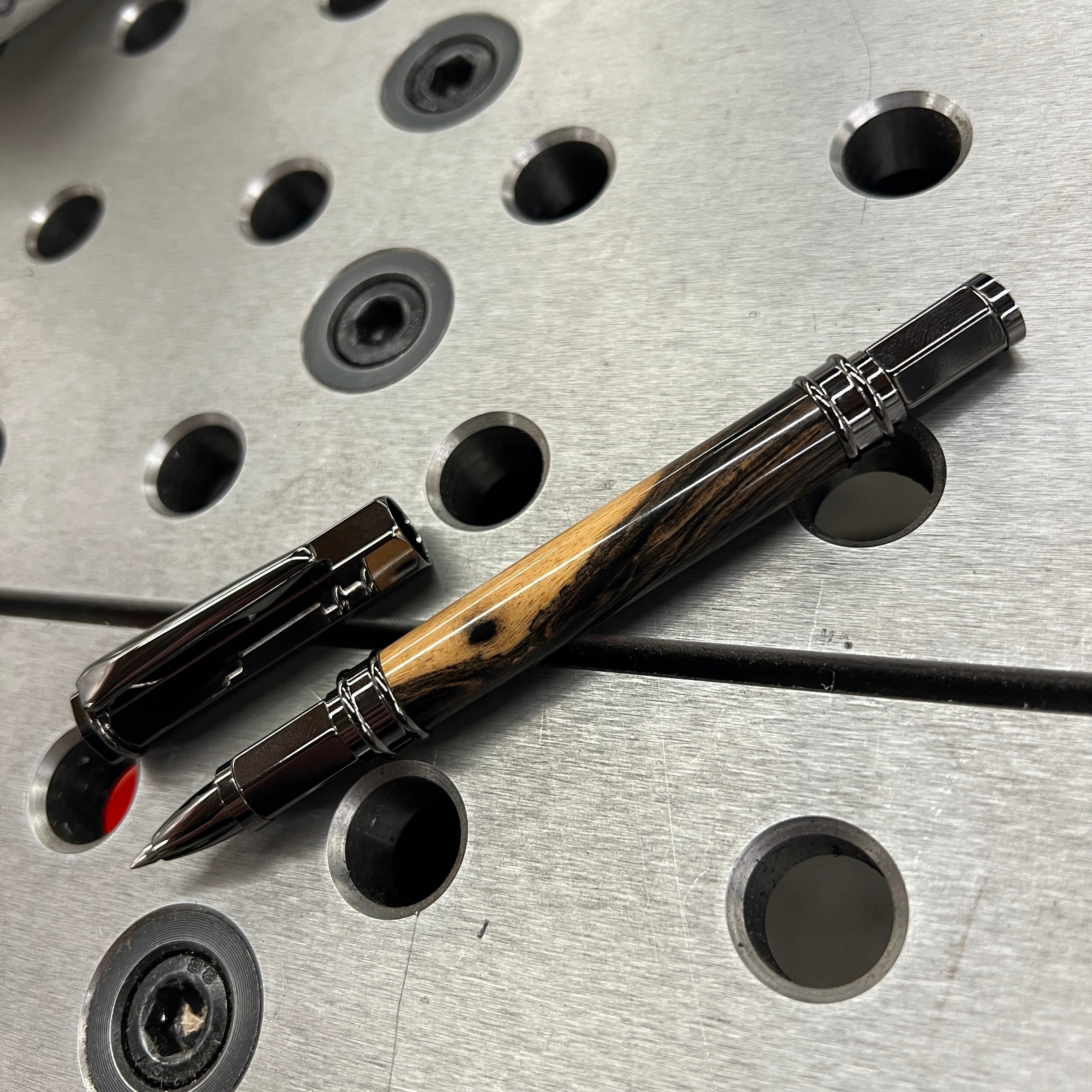 Black and White Ebony Fountain Pen - High Caliber Craftsman